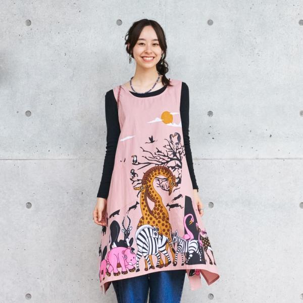 商品発送元：マライカ公式通販衣料ファッション・ブランド、レディース・婦人服、ワンピース定番のエプロンワンピースにユニークな柄物が登場しましたロングセラーアイテムのエプロンワンピース。淡く優しい色合いの物から、キャッチーな柄物までバリエーショ...