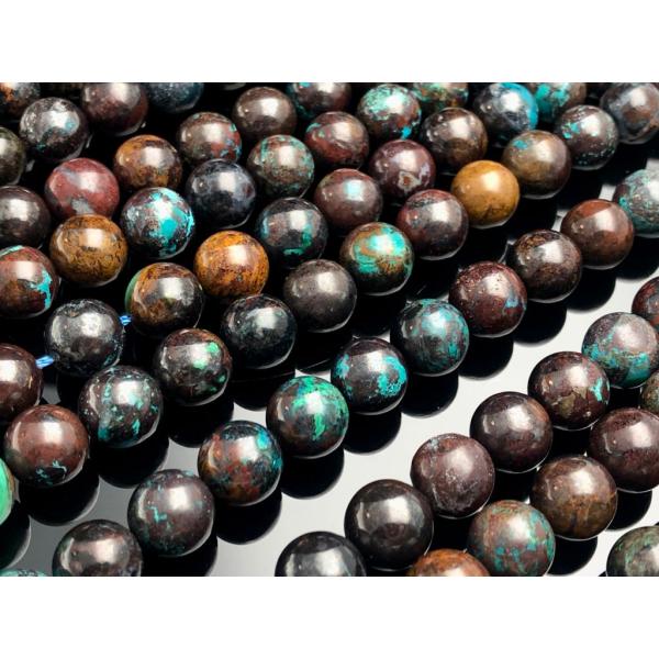 商品発送元：激安天然石卸専門の仕入パワーストーン（株）島田商事ジュエリー・アクセサリーブルーグリーンの発色が美しいクリソコラのビーズを入荷しました！クリソコラは、自然の摂理やエネルギーの流れに逆らわず生活する人に力を与える石と言われています...