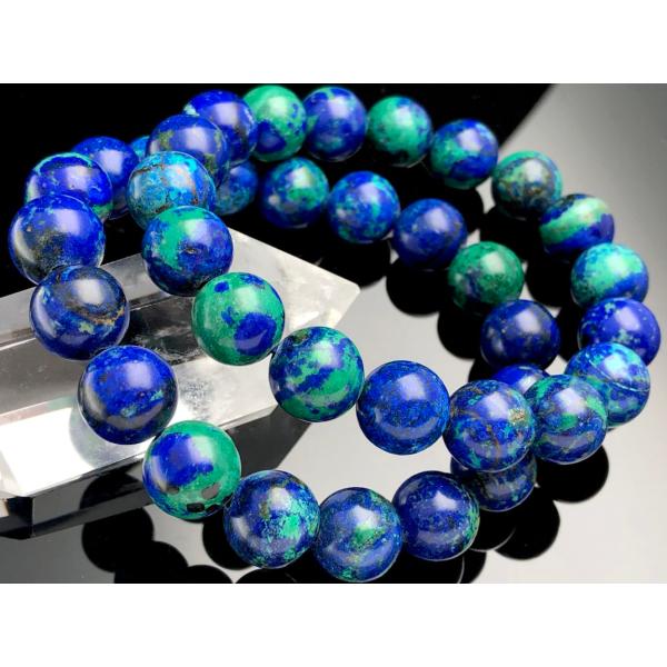 商品発送元：激安天然石卸専門の仕入パワーストーン（株）島田商事ジュエリー・アクセサリー、その他大自然を思わせる、ナチュラルな雰囲気のアズロマラカイトのブレスレットです。アズライトの紺色、マラカイトの緑色が深く混ざり合う、非常に美しいパワース...