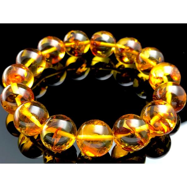 商品発送元：激安天然石卸専門の仕入パワーストーン（株）島田商事ジュエリー・アクセサリー天然植物の樹液が化石化した琥珀。その美しい色合いでや古代からの神秘性で多くのファンを魅了しています。素材：アンバー（amber/琥珀・こはく/蝋琥珀）/天...