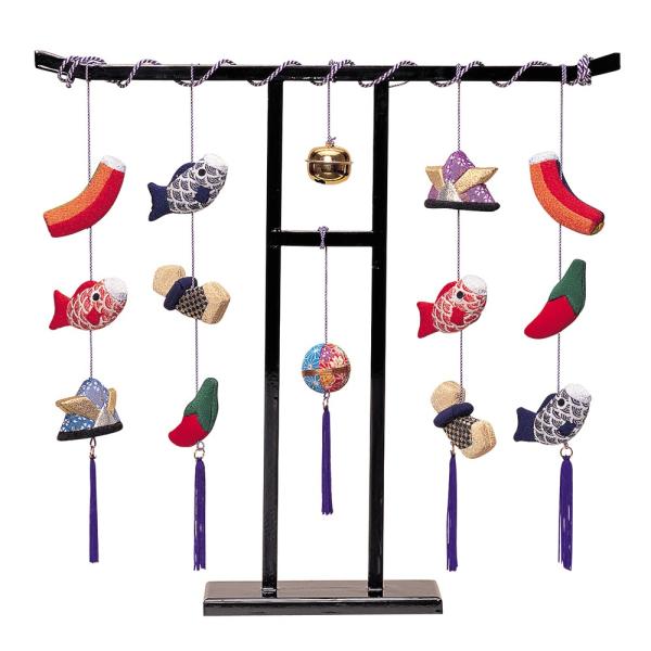 商品発送元：真多呂人形キッズ・ベビー・マタニティそのまま飾っても良し、五月人形と合わせても良し。人気の吊るし飾りキット。人気のあるつるし飾りを、几帳のように飾れる五月飾りキットにしました。ここ数年、様々なところで飾られ、人気のあるつるし飾り...