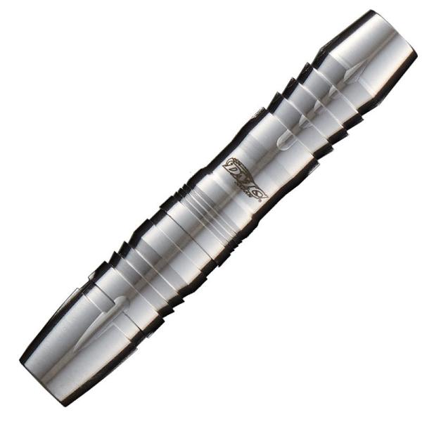 商品発送元：ダーツショップMAXIM東京メール便不可おもちゃ・ホビー・ゲーム、ゲーム、ダーツシャークカット&amp;縦溝刻みで心強いグリップ感覚のハイブリッドダーツ老舗国産ダーツブランドのパイオニア、多くのメディアでも紹介されることの多かっ...