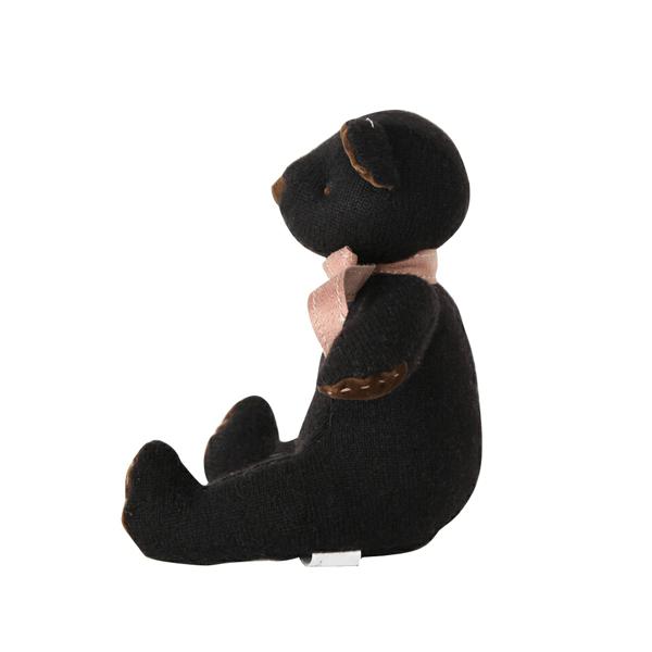 商品発送元：マイカシミヤ手にあまるサイズで、にぎり心地がいい感じのキッドベア。ウルトラ・スエードとハンド・ステッチがアクセント。体長約24センチ。おもちゃ・ホビー・ゲーム、おもちゃ、人形・ぬいぐるみベアの足裏にお名前や記念日を手刺しゅうして...