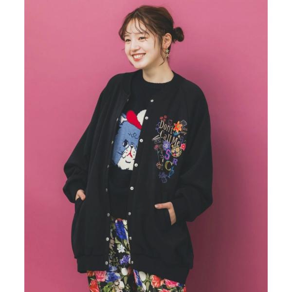 商品発送元：アバン・ソレイユ 公式オンラインストアファッション・ブランド、レディース・婦人服＋　ScoLar 商品　＋カラフルでレトロポップなワンポイント＆バックプリントが映える、カットソー素材のやわらかブルゾン！しっとり、なめらかな肌ざわ...