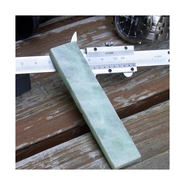 商品発送元：クリスタルマートジュエリー・アクセサリー、ジュエリー・アクセサリー、ルース東洋の一番人気翡翠と言えば、世界的に名前が知れ渡り、品質、色、価格も最高級はビルマの翡翠ですが、日本では新潟翡翠が有名です。30年前くらいの当時はたくさん...