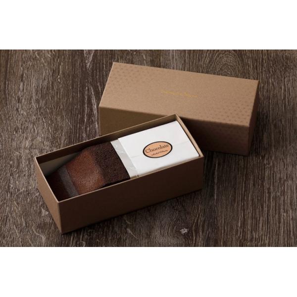 商品発送元：Hotel Okura OEC-shop303925フード・菓子チョコレートの香りを味わう繊細な舌触りのチョコレートケーキに、甘さを抑えたチョコレートクリームをサンドしました。