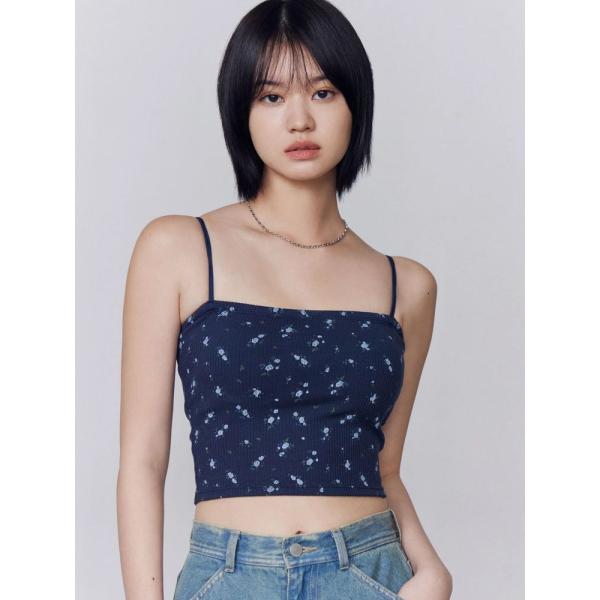 商品発送元：apricot online shop即日もしくは翌日出荷予定の商品です。ファッション・ブランド、レディース・婦人服インナーカップ付きのボックスシルエットのキャミソール■デザイン今季は細ストラップを2本にして、さり気なく見えた際...