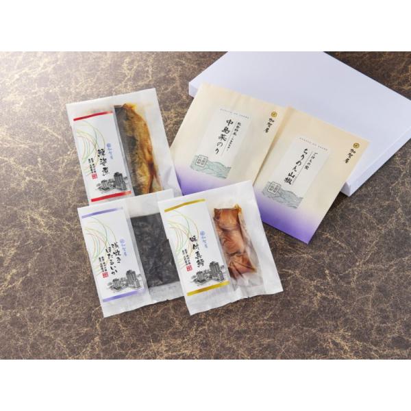 商品発送元：加賀屋オンラインショップ【公式】・この商品には送料が含まれております。・写真はイメージです。その他ご飯のお供、肴のあてに最適な「ちりめん山椒・中島菜のり・味付真鱈・浅炊きほたるいか・鰊姿煮」の加賀屋オリジナル5品セットです。【ち...