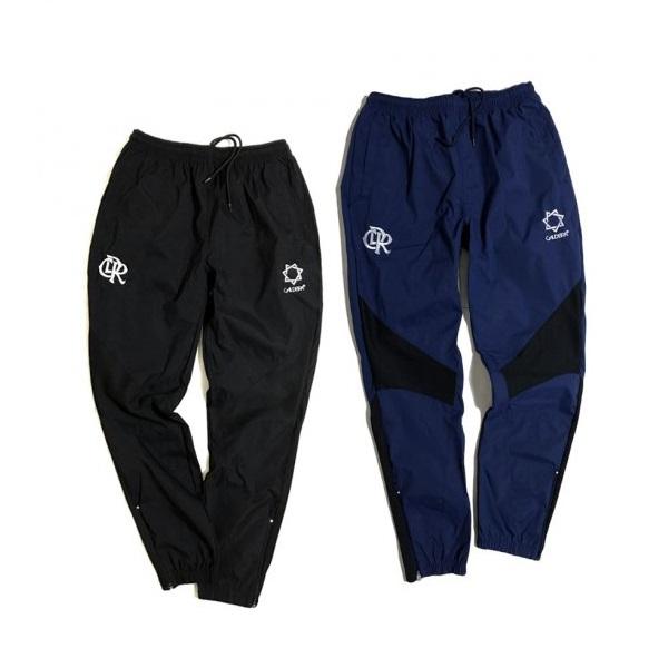 商品発送元：サッカーギアショップONZEスポーツ・アウトドア・旅行、サッカー、フットサル、ウェアカラー：BLACK　NAVYサイズ：S M L素材：ポリエステル100％【サイズ詳細】S ：　総丈100・ウェスト（ゴム上がり）64・股上30....