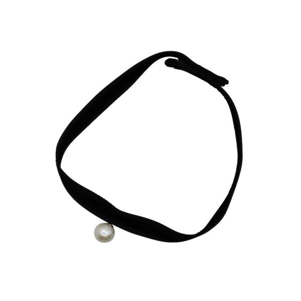 商品発送元：orgablanca（オルガブランカ）ウエディング通販ファッション・ブランド ■両面ベルベットリボンのチョーカーです。ベルベットリボンの端はサテンになっており、高級感あるリボンです。取り外しが可能なマジックテープなのでシンプルな...