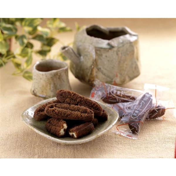 商品発送元：逸品 おとりよせ配送方法：常温配送　消味期限：90日※東北・沖縄県＋330円、北海道＋1,280円別途追加送料頂戴いたします。フード・菓子外はサクッ、中はしっとりした食感でお馴染みの熊本の定番土産黒糖ドーナツ棒と、阿蘇山麓の自然...