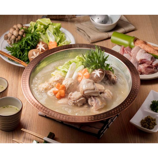 商品発送元：逸品 おとりよせ水たきセット※商品箱サイズ：190×260×140?※北海道・沖縄・離島は別途+1,100円配送料がかかりますフード・菓子博多華味鳥　水たきセット博多・中洲に本店を構え、大阪・東京・海外にも店舗展開する水たき料亭...