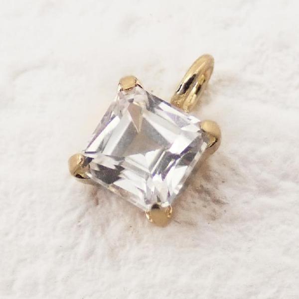 商品発送元：Partsworld　パーツワールドジュエリー・アクセサリー、ジュエリー・アクセサリー、ペンダント、その他希少なロシア産フェナカイト（Phenakite）を使用した、K18刻印入りの高品質ペンダントトップです。透明度の高いクリス...