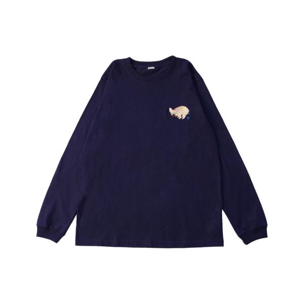 商品発送元：PEGION家電・AV機器・カメラ【FRENCH BULLDOG LIFE × PEGION】PEGION定番のアイコニックなモチーフ"POOING DOG"シリーズより、フレンチブルドックのうんちをしている姿を刺繍したロンTが...