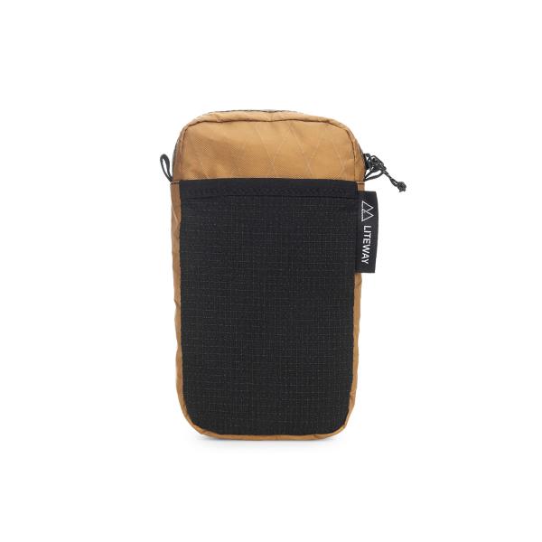 商品発送元：PLUGFLUXスポーツ・アウトドア・旅行、アウトドア、登山・トレッキング LITE POCKETはバックパック用のサブポケットです。ショルダーストラップに取り付けるように作られており、スマートフォン、地図、行動食など直ぐに取り...