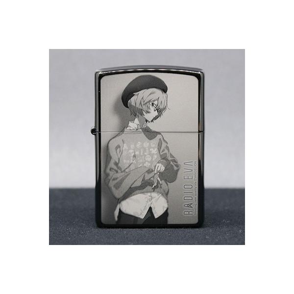 商品発送元：RADIO EVA Online Store予約商品（4月中旬お届け予定）ファッション・ブランドイラストレーターの米山舞氏がRADIO EVAの10周年を記念し登場キャラクター5人の普段着をモノトーン調でスタイリッシュに描いた第...