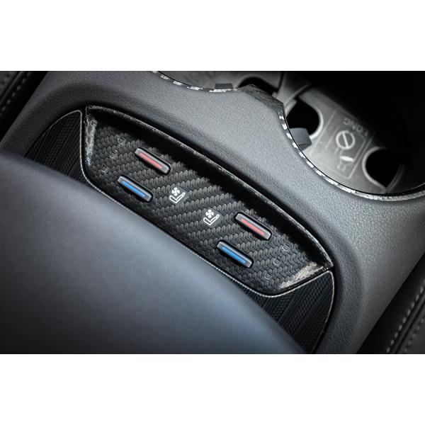 商品発送元：ROJAM ストア車・バイクカラー：ブラックカーボン ●車種別専用設計。●カーボンパターンをリアルに再現、高耐候＆高品質なマテリアルを採用。※貼付箇所の汚れ、ホコリ、油分やコーティング剤を良く拭き取り施工して下さい。※気温が低い...
