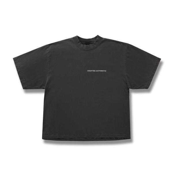 商品発送元：シルバージュエリー＆レザーアイテム｜サード公式通販厚み：7.5オンス 素材：COTTON100% シャドウブラックジュエリー・アクセサリー商品説明SAADを代表するアイコンのひとつ「ARABESQUE（アラベスク）」の刺繍を襟元...