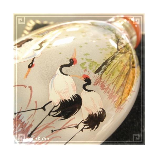 商品発送元：中国雑貨 華蔵おもちゃ・ホビー・ゲーム、アート・美術品・骨董品・民芸品、工芸品・民芸品、ガラス細工鼻煙壷(びえんこ)と呼ばれる、内側から絵を手描きしたガラス小瓶です。(鼻煙壺、鼻煙瓶と呼ぶ場合もあります)両面ともに、たくさんの鶴...