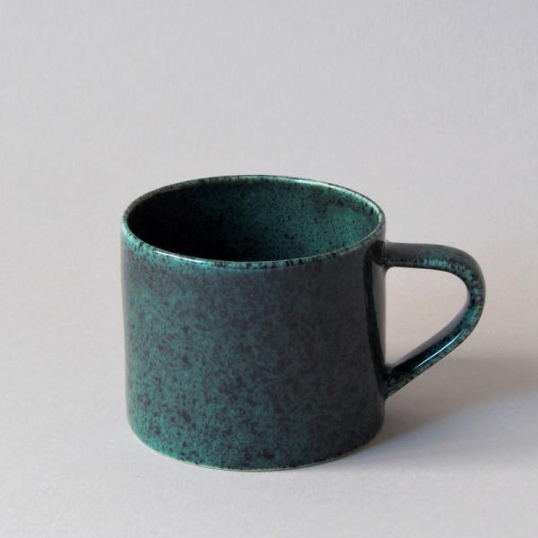 商品発送元：nest 北欧モダンなインテリア雑貨【1〜2日以内に発送予定（店舗休業日を除く）】生活・インテリア・文具、洋食器、マグカップやすらぎの苔のカップStudio Oyama（スタジオ オヤマ）は、スウェーデンで活動する陶芸家、大矢真...