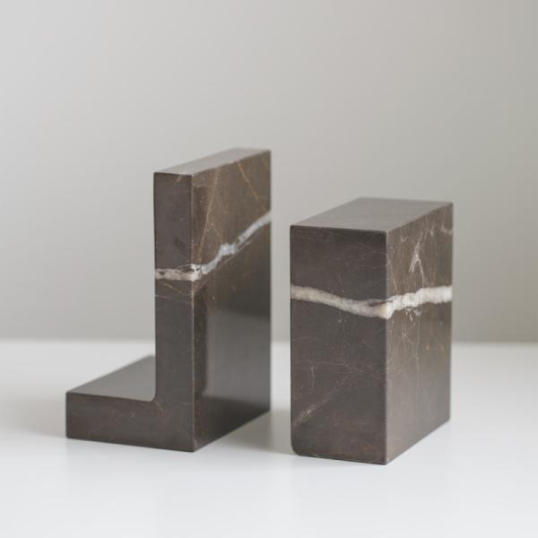 商品発送元：nest 北欧モダンなインテリア雑貨【1〜2日以内に発送予定（店舗休業日を除く）】生活・インテリア・文具、日用品・生活雑貨空間を格上げする♪大理石オブジェやっぱりなんだかんだ言って、本物の、天然の石が、素敵なんですよね&amp;...