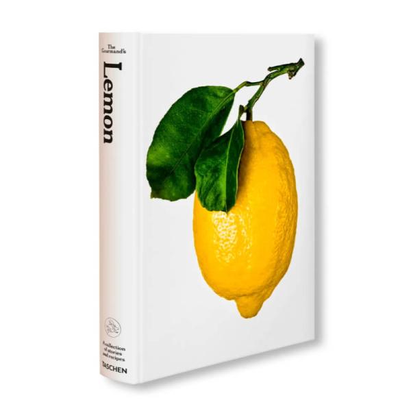 商品発送元：nest 北欧モダンなインテリア雑貨【1〜2日以内に発送予定（店舗休業日を除く）】生活・インテリア・文具柑橘の王 レモンを探求装丁が美しい本は、読むだけでなくお部屋のデコレーションとして楽しみたい。素敵なデザインの洋書を、シェル...