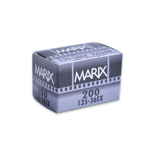 商品発送元：スマイルカメラフイルム有効期限：2026年12月家電・AV機器・カメラ、カメラ、フイルムT粒子の素晴らしい超微粒子海外で人気のISO200：現像時間はFOMAPAN200と同等です。フィルムエンドのスプールについて：テープ止めで...