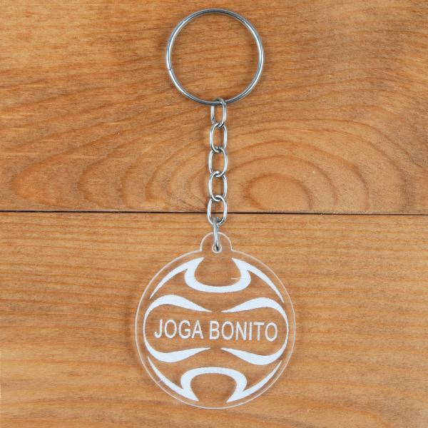 商品発送元：ブラジル直輸入ファッション・雑貨通販 SORTE Brazilスポーツ・アウトドア・旅行、サッカー、その他サッカーボール型デザインキーホルダー JOGA BONITO クリア JOGA BONITOのポルトガル語フレーズがカッコ...