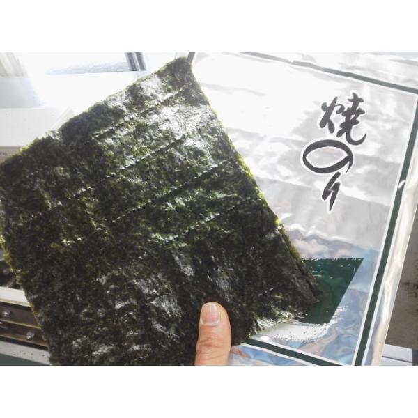 商品発送元：塩釜仲卸市場　東商店フード・菓子宮城県の青が飛んだ香り豊かな飛び等級を当店が丹精込めて焼き上げました。青が飛ぶことによってほんのりほろ苦い風味と香りが増し癖になる味わいとなっております(*^^*)飛び等級は宮城の海苔生産量の1〜...