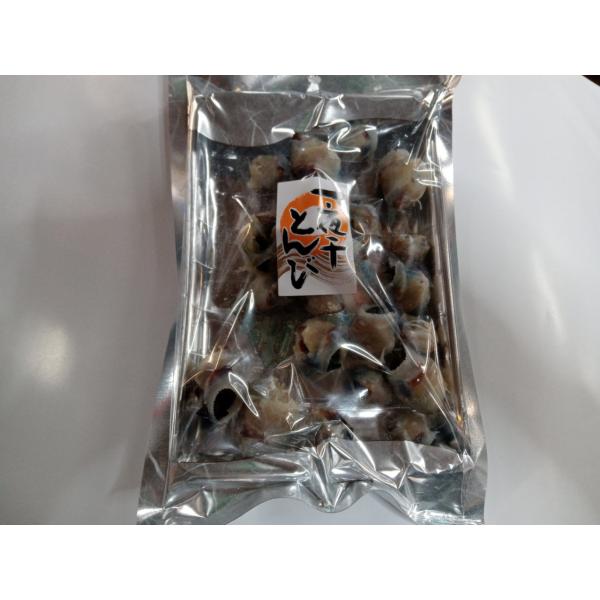商品発送元：塩釜仲卸市場　東商店フード・菓子イカの一夜干しとんび（155ｇ）です。とんびとは、いかの口のことです １パイのイカから１つしか取れない貴重ないかのとんび。お酒のおつまみとしては大変貴重な珍味です。噛めば噛むほど味がでるいかとんび...