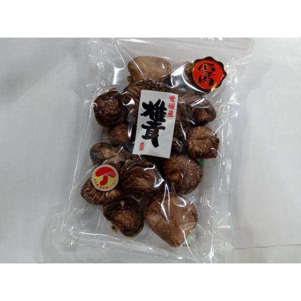 商品発送元：塩釜仲卸市場　東商店フード・菓子原木の厚肉国産椎茸です。香り引き立つ原木の旨味ある椎茸をご賞味ください。シイタケの栽培方法には「原木栽培」と「菌床栽培」の2種類があり、それぞれの方法で栽培されたシイタケを「原木シイタケ」「菌床シ...