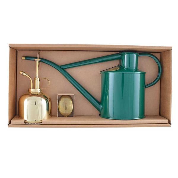 商品発送元：Wexthuset Japan Online StoreHaws Classic Watering Set Green＆Brassフラワー・ガーデニングHAWSの人気シリーズ Metal Indoor Can と、繊細なミストで...