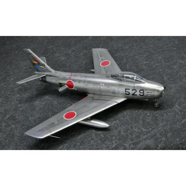 商品発送元：CHERRY ＆ ANCHORその他当商品は、1/48「F-86F セイバー 航空自衛隊」の完成品です。ベースキットには、信頼と実績のハセガワ製を使用し、胴体のパネルを一部開放した状態で製作いたしました。セイバーの模型作品の完成...