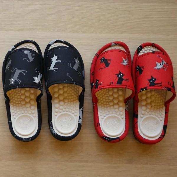 商品詳細●素材：EVA（発砲ウレタン素材）ソール、フッドベッド部分●製造国：日本●特許：サラダボール(意匠登録商品)　●重さ：170ｇ●サイズ：幅65mm × 奥行235mm × 高さ25mm　Ｍサイズ（約22.5〜24.0cm程度まで）●...