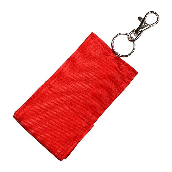 【サイズ】W175xH60xD15mm【収納可能サイズ】W55xH70mm【カラー】ブラック 【製造国】日本伸び縮みするリールつきのランドセル用キーケースです。ベルトに巻きつけてフックに掛けることで確実に固定し、紛失を防ぎます。お子様が走り...