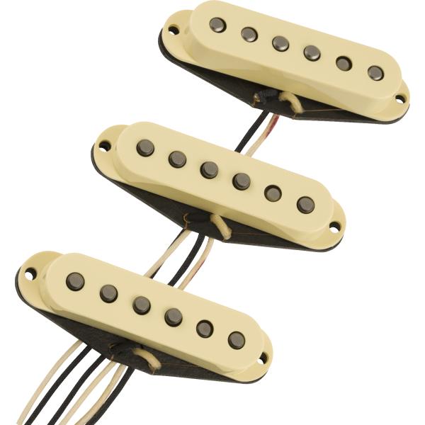 Fender PURE VINTAGE '57 STRATCASTER PICKUP SET国内正規輸入品典型的な1950年代のStratocasterトーンの本質を捉えたピックアップです。パーカッシブなローエンド、まろやかなミッドレンジ、...