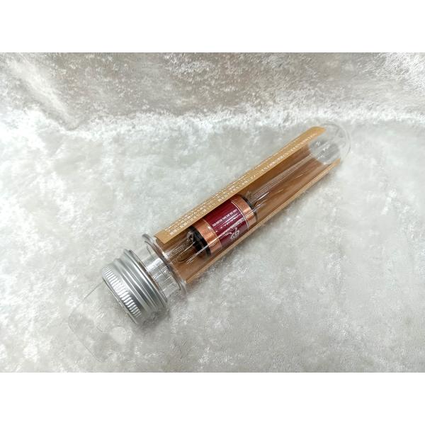 OVALTONE -鵺- NUE DEVICE / ROSSO基本となるモデルで、繊細な反応性と豊かな倍音、オープンなレンジ感が特徴です。-鵺- NUE DEVICEは経年変化したヴィンテージコンデンサの計測結果をもとに、現代のパーツを複数...