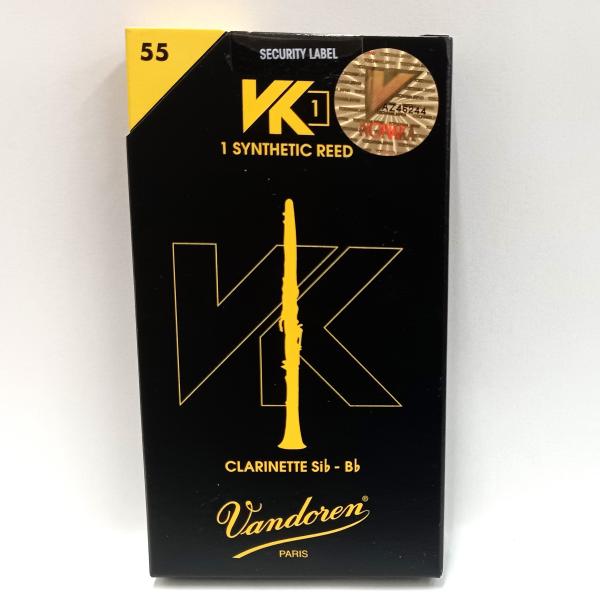Vandoren / VK1 CLARINETTE -B♭　55バンドーレン社が7年にわたる研究を経て生み出した新素材のコンポジット繊維で作られており、ケーンの構造をただ模倣したものではなく、ケーンリードと同様の音響を得られるよう、ケーンの...
