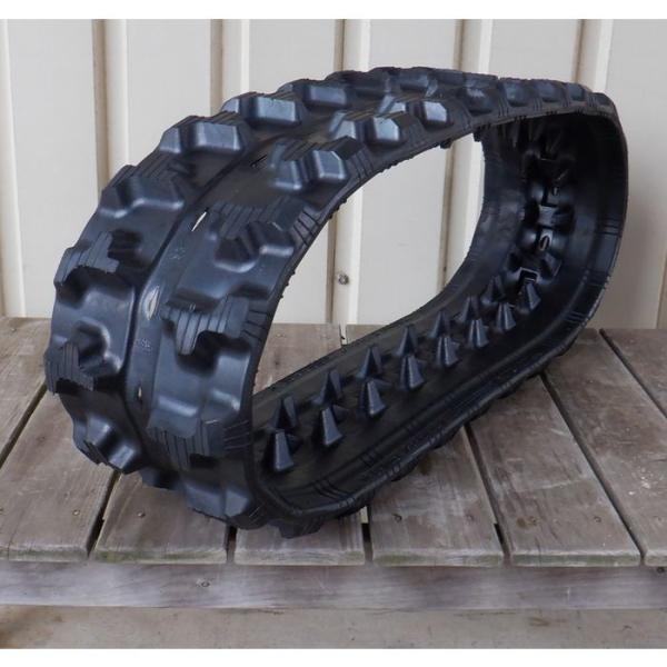 オーレック（共立） HRC664/HRC804用　ゴムクローラコードNO.　 : 0335-70100 （旧品番 0282-70200）部品名称　 : クローラW160×P60×L24適合型式　 : オーレックもしくは共立のハンマーナイフモ...