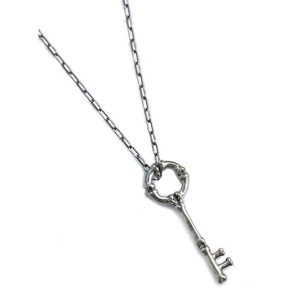 Flash Point フラッシュポイント 【 BONE KEY ネックレス 】 ボーンキーペンダント 鍵 スカル 骨 ドクロ スカル チェーン ユニセックス メンズ レディース 人気 ブランド おしゃれ プレゼント ギフト 【 送料無料 】