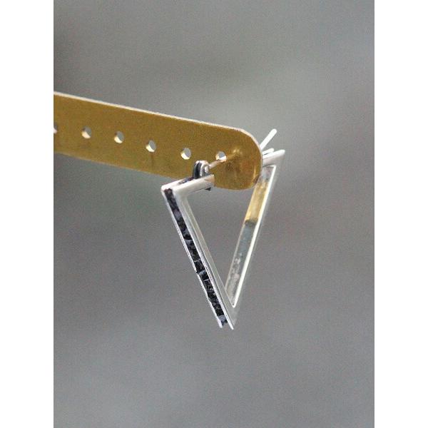 Garden of Eden ガーデン オブ エデン 【 オニキス トライアングル ピアス [ ED-GM16-S03 ] 】[ 正規品 ] イヤリング スタッドタイプ シルバー ブラック ストーン 三角形 銀 黒 天然石 宝石 925 ユ...