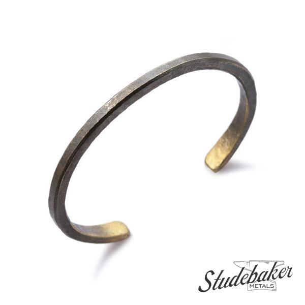 STUDEBAKER METALS スチュードベーカーメタル 【 Classic Cuff ( Brass ) クラシック カフ ブラス 】[ 正規品 ] バングル ブレスレット アンティークゴールド ユニセックス シンプル カジュアル 真...