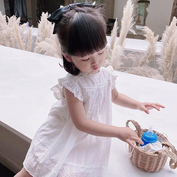 [ セット内容 ]ワンピース（記載のないアクセサリー、小物等は付属しません）[ カラー ]ホワイト[ 素材 ]コットン[ サイズ ](cm)80/ワンピース丈46　バスト5890/ワンピース丈50　バスト62100/ワンピース丈54　バスト...