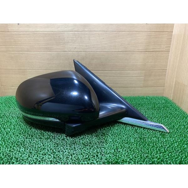 **** 商品説明を必ずご確認ください ****部品管理番号：202510090213500部品名：右サイドミラー部品区分：リサイクル品車名：ジャガー XF車両タイプ名：4ドアセダン通称型式：SAJK認定型式：CBA-J05FA年式：201...