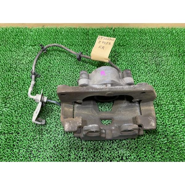 **** 商品説明を必ずご確認ください ****部品管理番号：202510090244330部品名：右Fキャリパー部品区分：リサイクル品車名：ジャガー XF車両タイプ名：4ドアセダン通称型式：SAJK認定型式：CBA-J05FA年式：201...