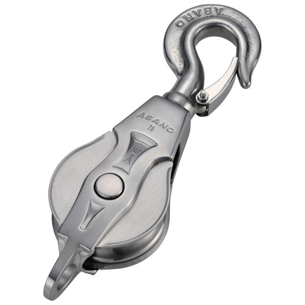 各サイズのロープ最大径を考慮し、シーブ下側のスペースとベケット穴径を拡大しました。フックにはハズレ止めが付きます。【材質】特殊ステンレスシーブ＝SCS13（SUS304相当）ハッカー部、側板、シーブピン、六角穴付止めねじ＝SUS304※含油...