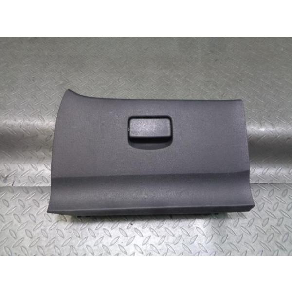 **** 商品説明を必ずご確認ください ****部品管理番号：202310006070210部品名：グローブBOX部品区分：リサイクル品管理品番：231119車名：マーチ車両タイプ名：5ドアハッチバック通称型式：FDWURAZK13ED5認...