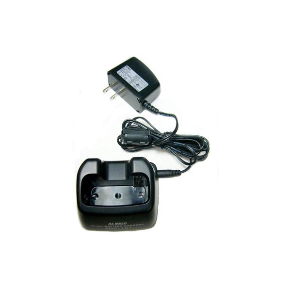 特定小電力トランシーバーDJ-R100D/DJ-P23用のリチウムイオンバッテリーEBP-60用急速充電器セット。充電スタンドEDC-131とACアダプターEDC-122のセット。EBP-60を約3時間でフル充電します。ACアダプター（ED...