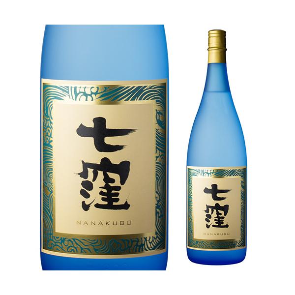 3年貯蔵による穏やかで優しい香り。とろけるようなまろやかさ、軽やかでサラリとした喉ごし商品名七窪 特撰 芋焼酎 25°1．8L容量1800mlアルコール度数25度蔵名東酒造※こちらの商品は6本まで１梱包(1個口)で発送できます。※７本以上ご...