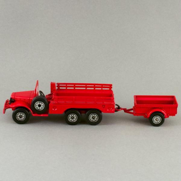 メーカー：フランス ソリド（solido）原産国：フランス素材：金属/樹脂スケール：1/50サイズ：長さ180mm x 幅40mm x 高さ35mm（約）外箱：あり。汚れ・破れ・スレ傷・ひしゃげがあります。クリアフィルムに汚れ・スレ傷があり...